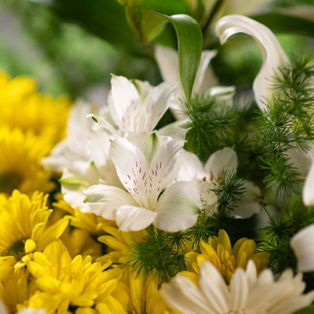 Spire of Land Beyond | Bereavement Flower Tripod - Beato Fiore